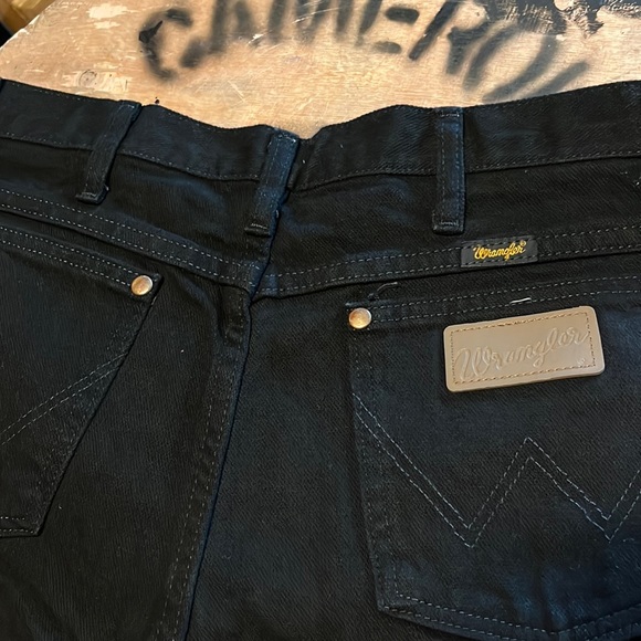 Wrangler | Jeans | New Wrangler Black Denim Nut Huggers Slim Fit And ...